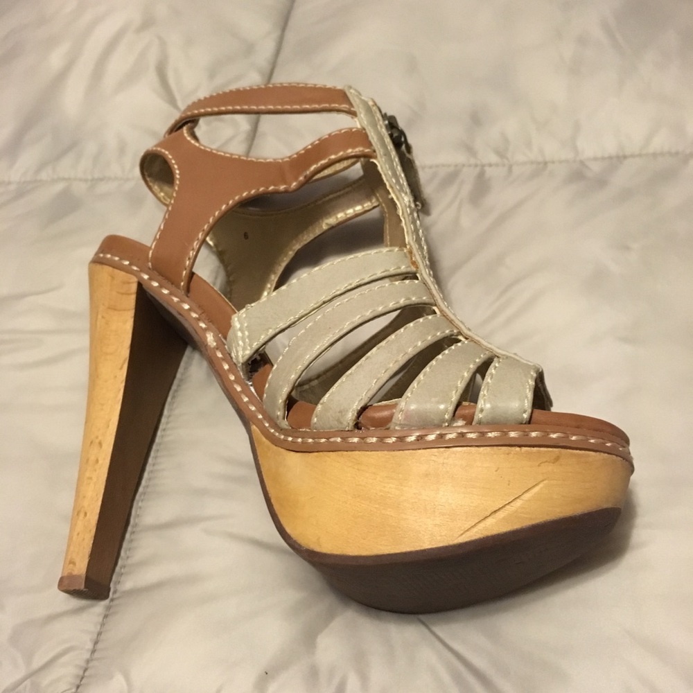 Bakers Stephania Wooden High Heel Sandals - Gem